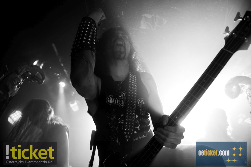 Fotoreport: Destroyer 666 im Viper Room