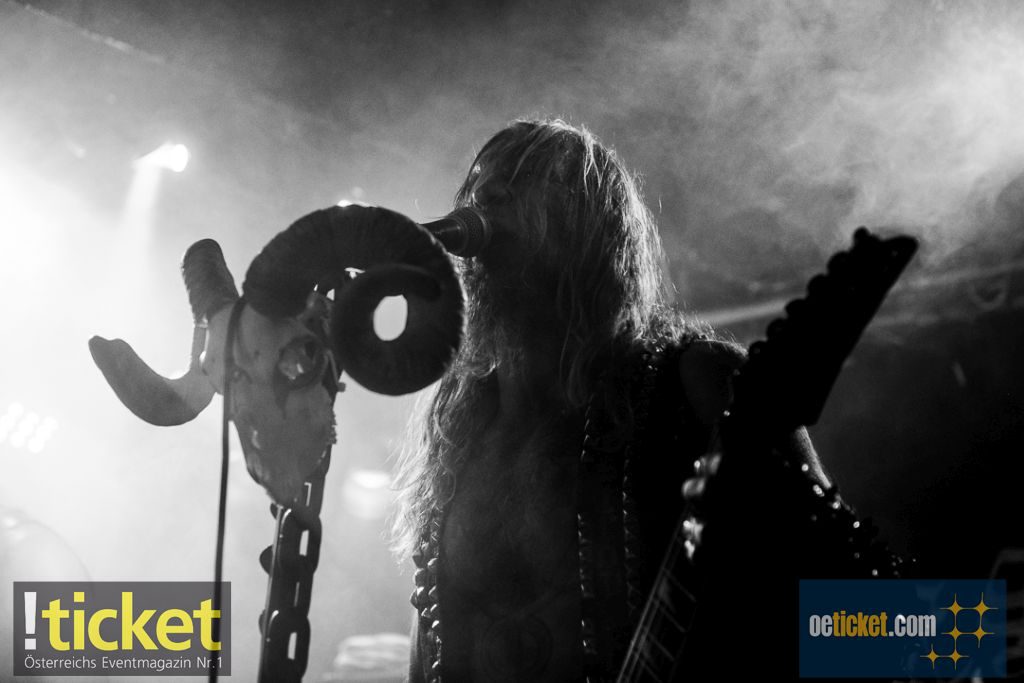 Fotoreport: Destroyer 666 im Viper Room